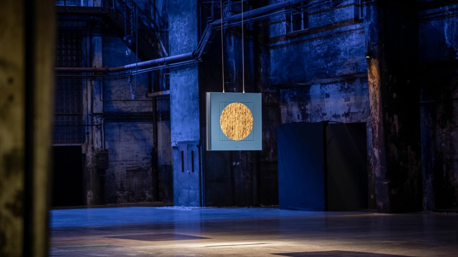 QLOCKTWO Moon - Möbel Meiss